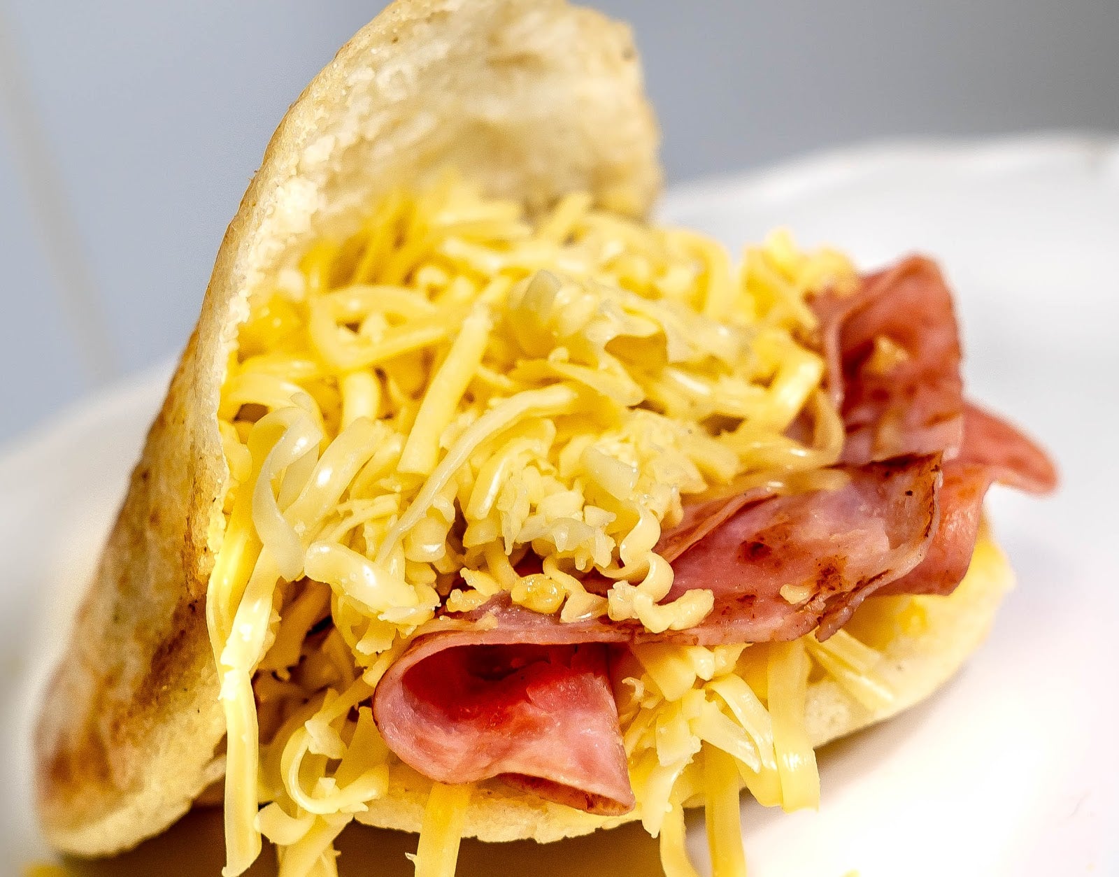 Ham and Gouda Cheese Arepa – Arepasmania